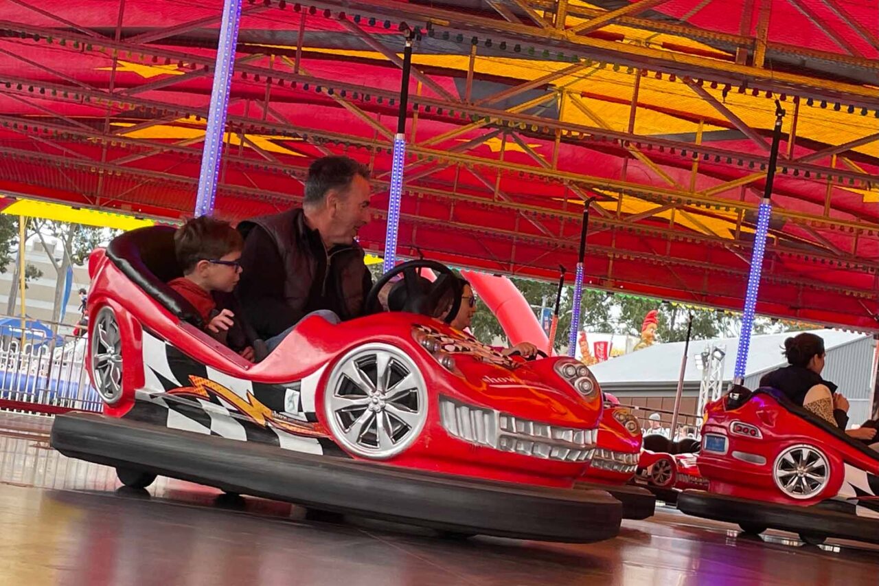 Rides - showamusements