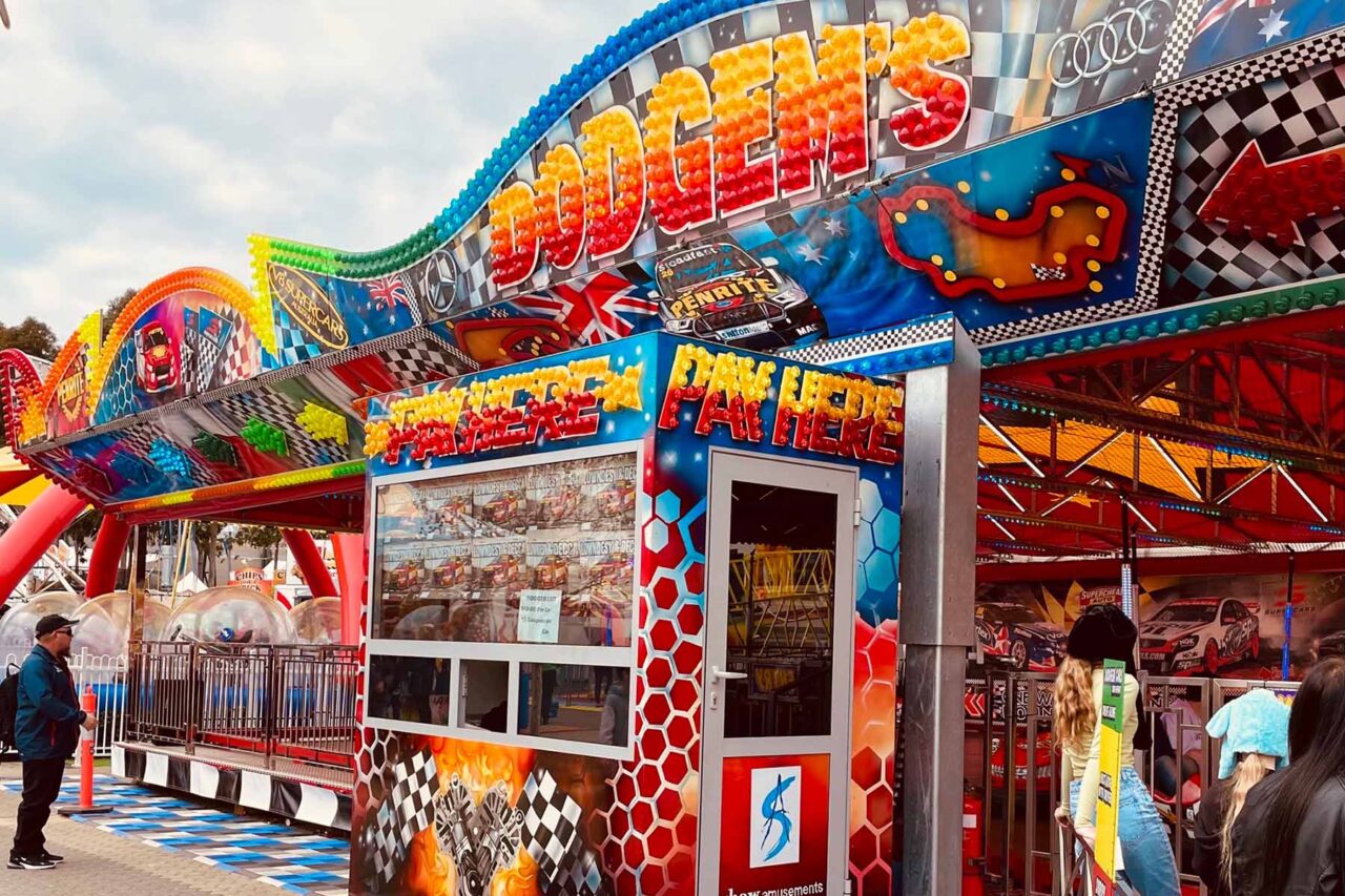 Rides - showamusements